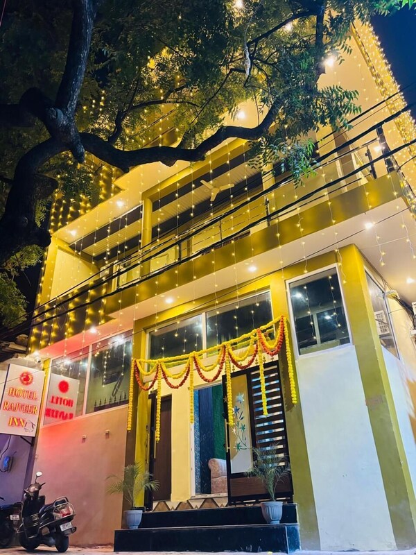 Hotel Rajveer Inn - Varanasi