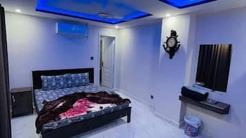 Quarto luxo, vista para a cidade | Wi-Fi de cortesia
