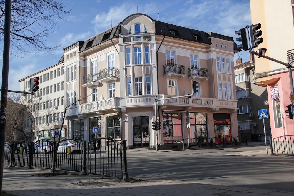 Corner House - Bulgarien