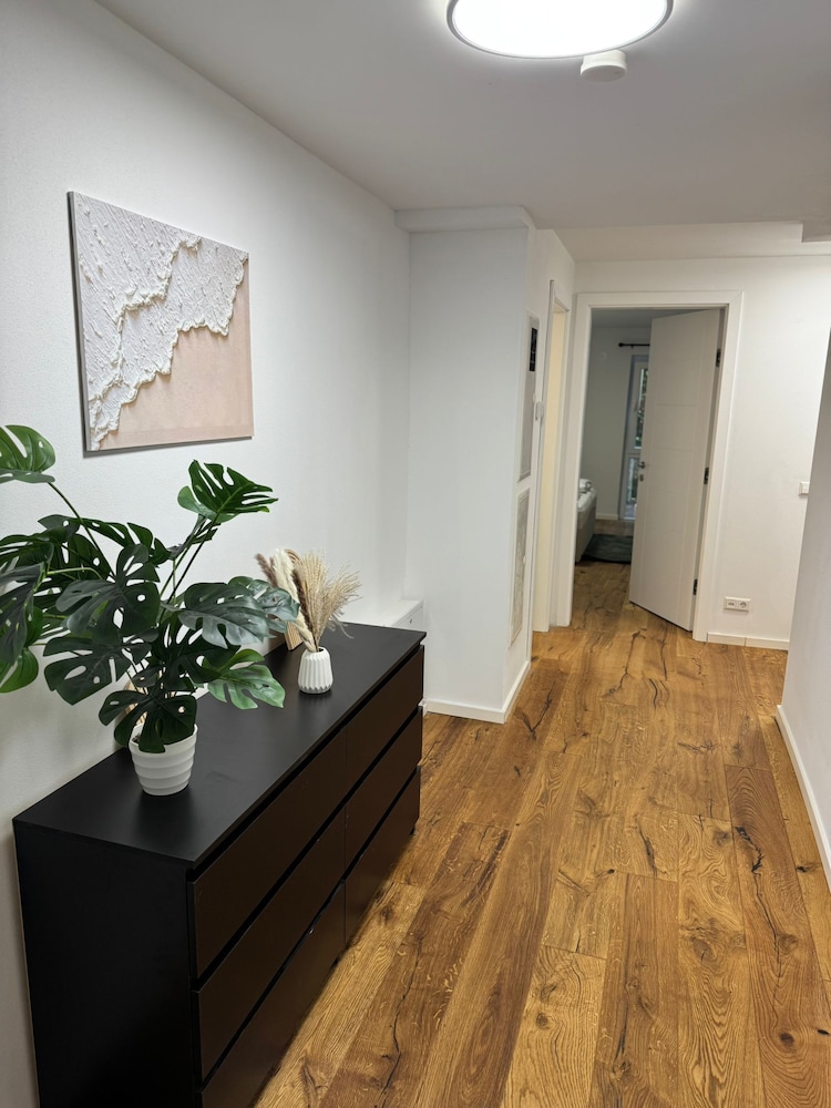 Kc Hostings - Prestige Apartments - Reutlingen