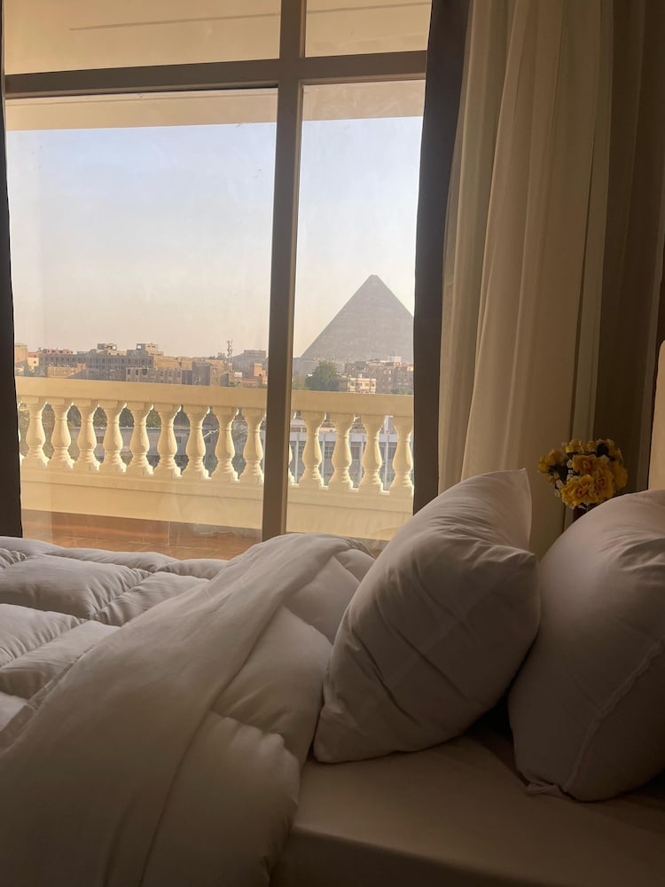 Roone Pyramids View Inn - Egipto