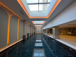 Piscina externa sazonal
