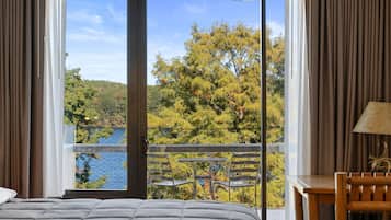 Quarto Quádruplo, varanda, vista para o lago | 1 quarto, Wi-fi grátis