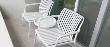 Quarto Duplo Standard, varanda, vista para a montanha | Terraço/pátio interior