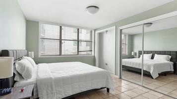 Apartamento, sacada | 1 quarto, Wi-Fi de cortesia