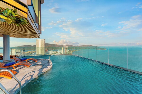 Sala Quynhon Beach Hotel - Quy Nhon