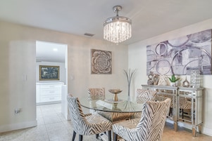 Casa (4 Bedrooms) | Parte interna