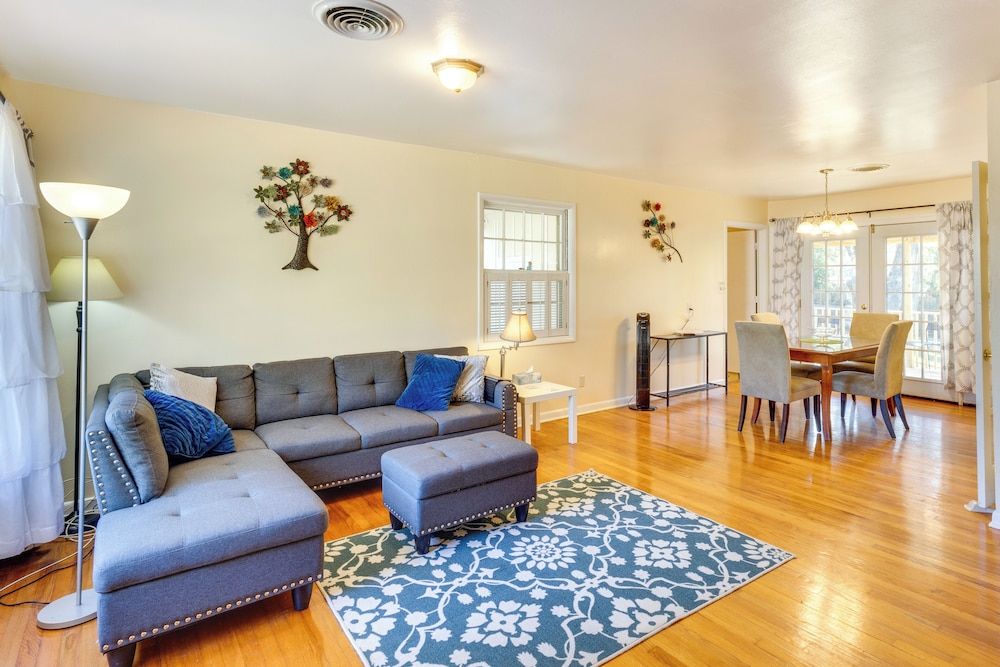3 Mi To Dtwn: Home W/ Yard In Tallahassee - Tallahassee, FL