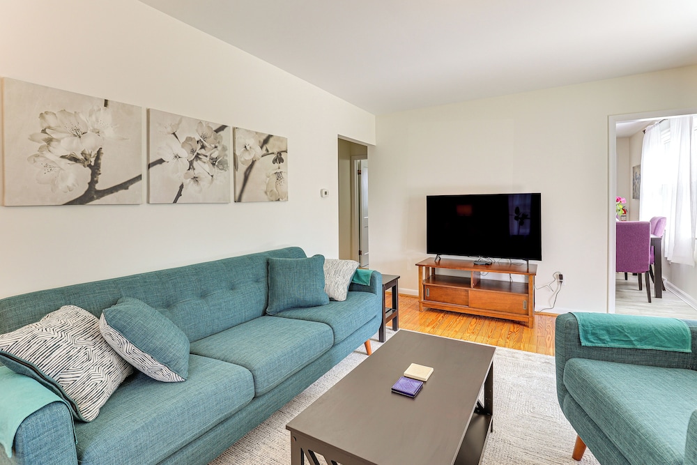 13 Mi To Downtown Baltimore: Quiet Home W/ Porch - Maryland