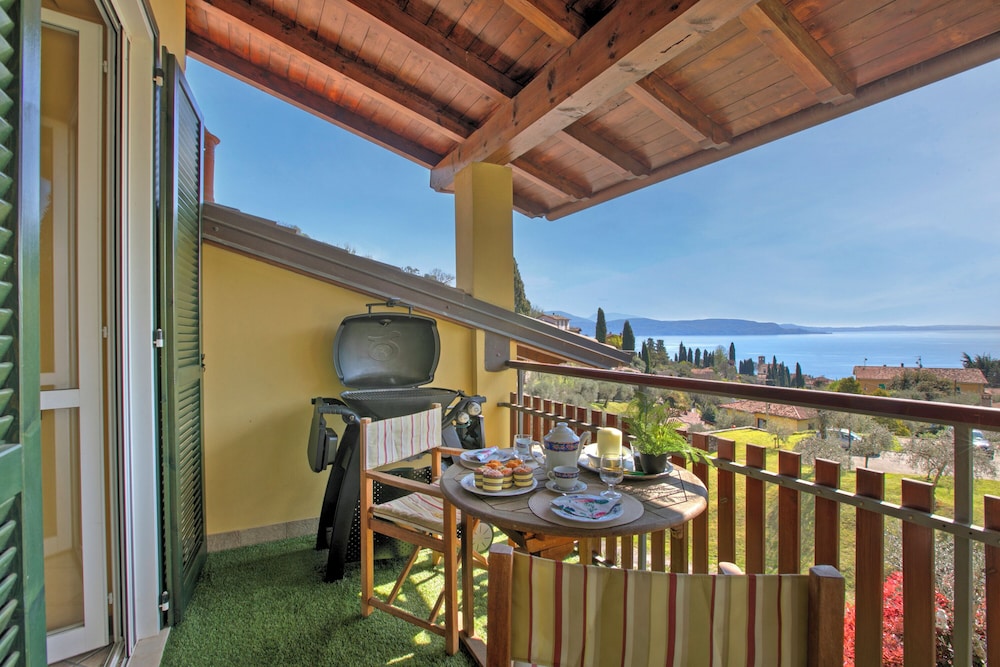 Alice House Terrace & Lake View - Gardone Riviera