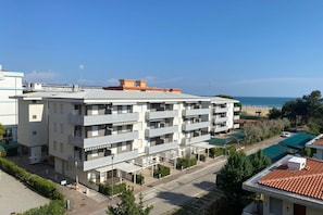 Apartamento, 2 quartos, varanda | Exterior