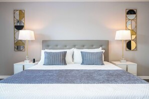 Casa de Férias Superior | Secretária, ferro/tábua de engomar 