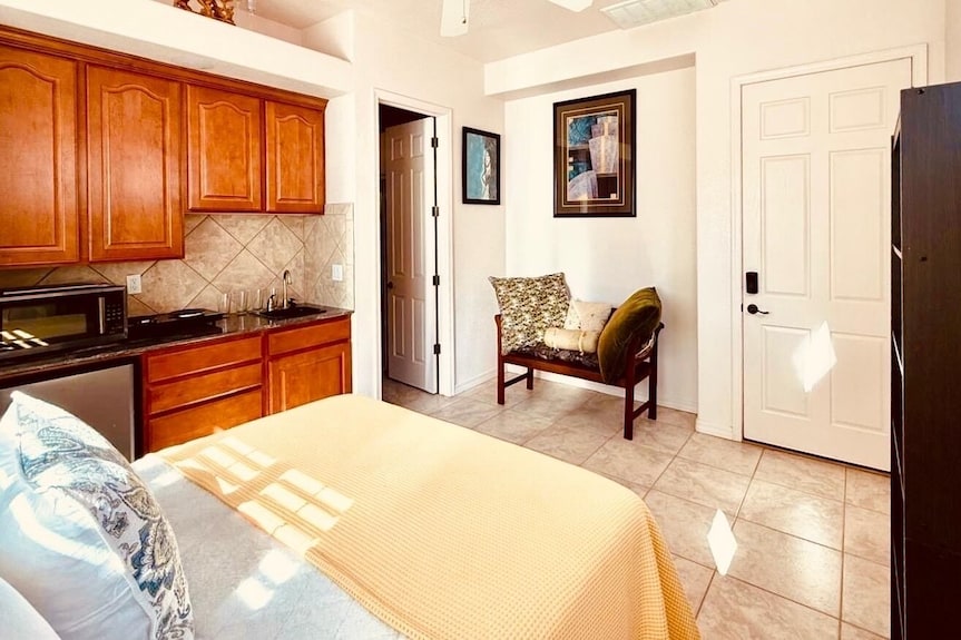 Charming Casita On A Lake Located Near The Colorado River With Private Boat Ramp - Needles, CA