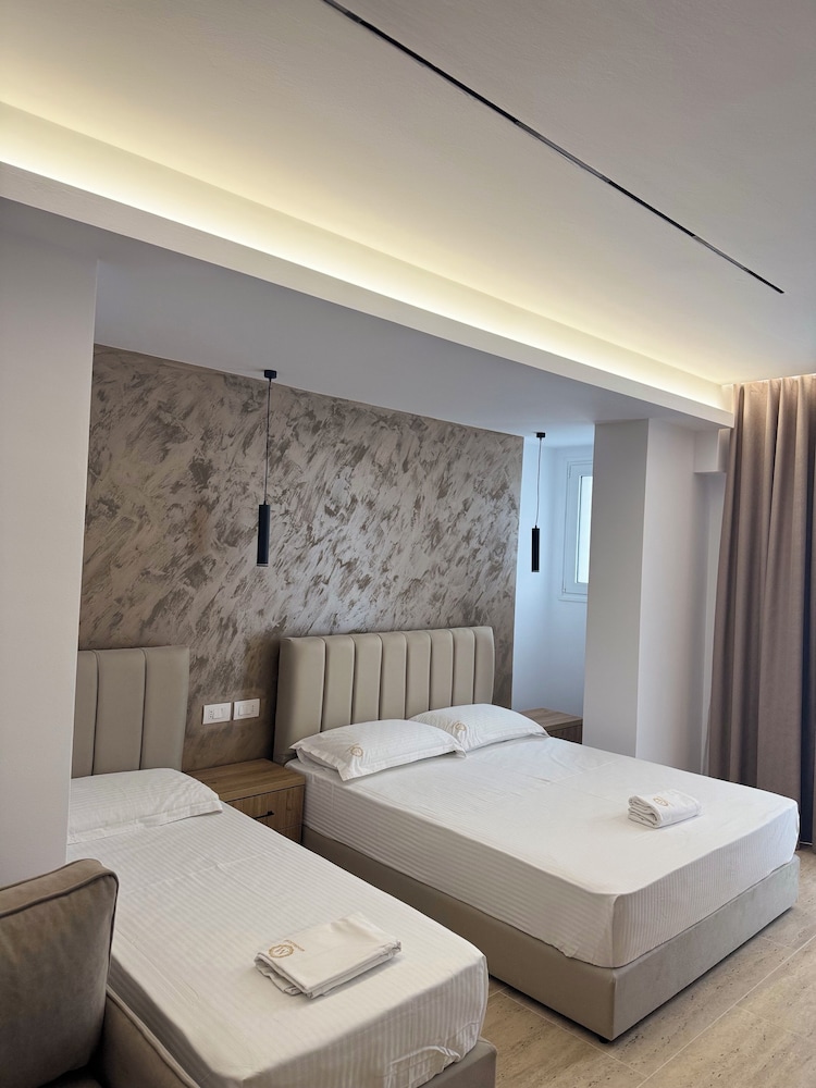 Hotel Moonlight - Vlorë