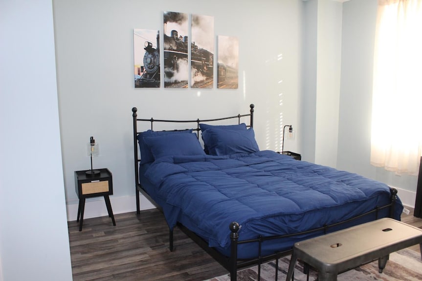 Stylish & Spacious Newark Retreat - Perfect For City Getaways! - Livingston, NJ