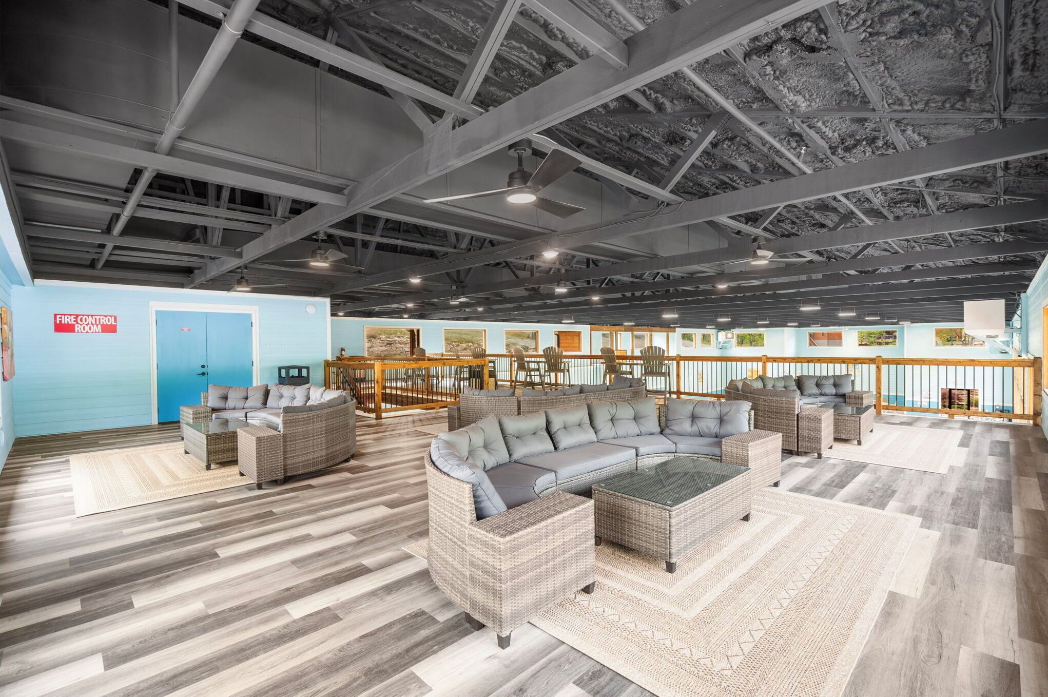 Cozy Cabin With Water Views, Private Hot Tub, Free Daily Tickets Near Table Rock - Ridgedale, MO