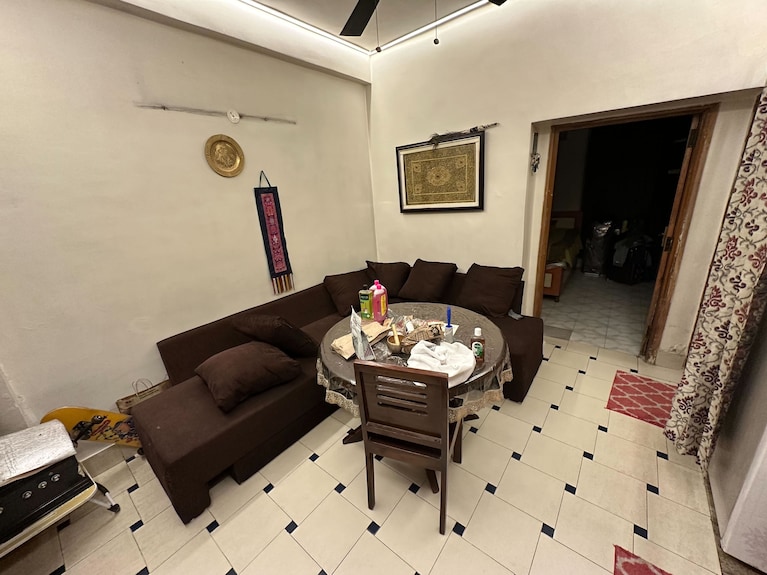 Charming 2-bedroom Bed & Breakfast With Wifi, Ac In Phenomenal Delhi - Nuova Delhi