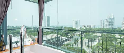 Suite Deluxe, vista para a praia | 1 quarto, cofre no quarto, secretária