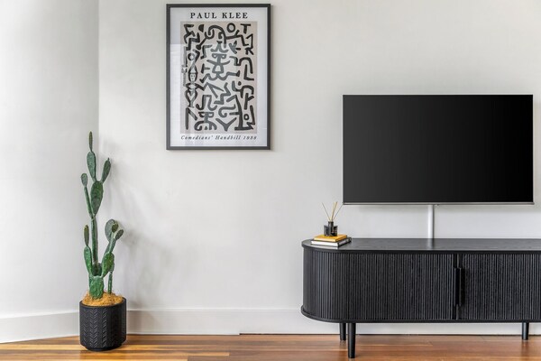 Crown Street Apartments By Urban Rest - Moore Park