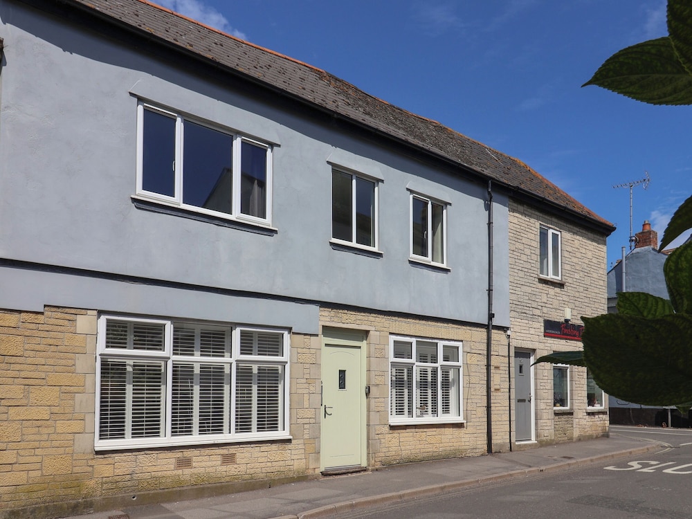 16 Church Street - Lyme Regis