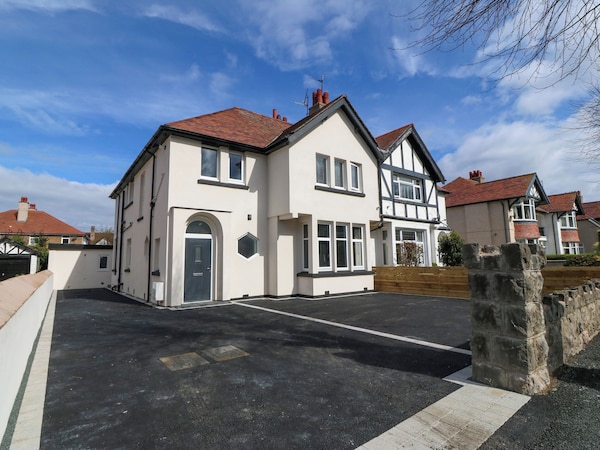 Park View Upper - Llandudno