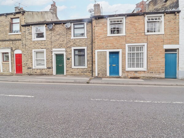 Birch Cottage - Skipton Castle