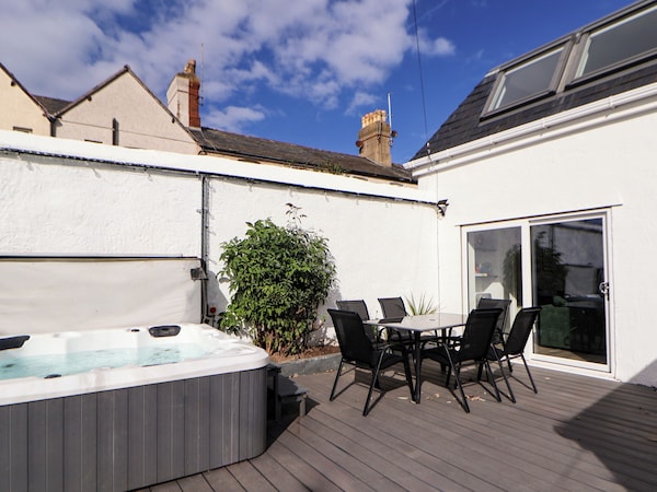 The Railway Cottage - Llandudno