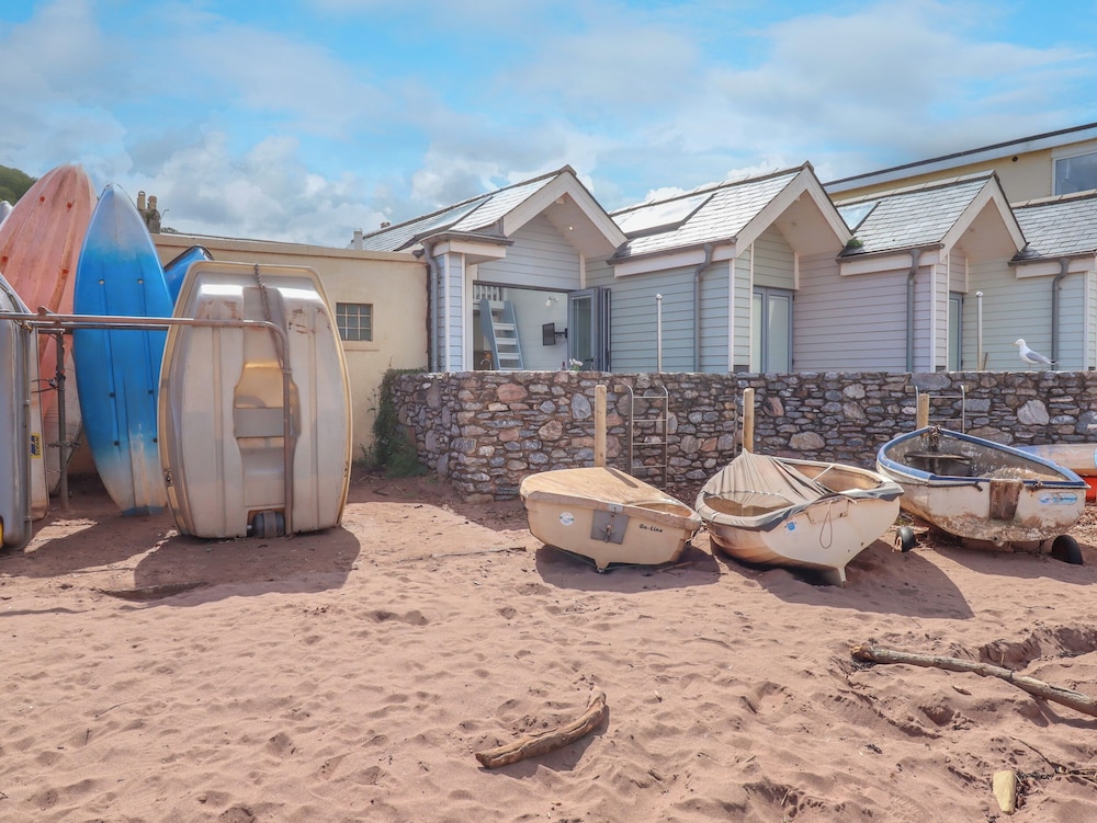 Beach Hut 5 - Teignmouth