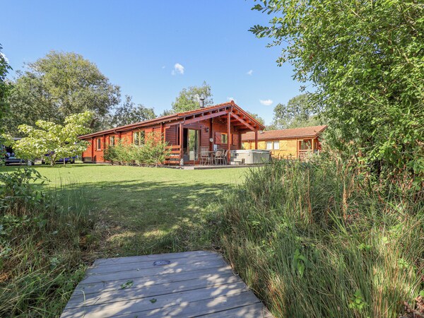 Jemima Lodge - Lincolnshire