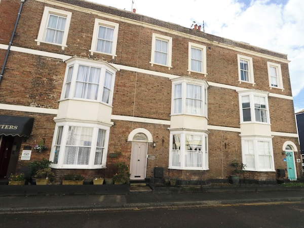 The Bobo House - Weymouth
