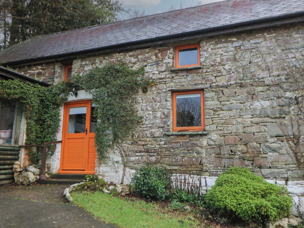 Ty Ceffylau - Ceredigion