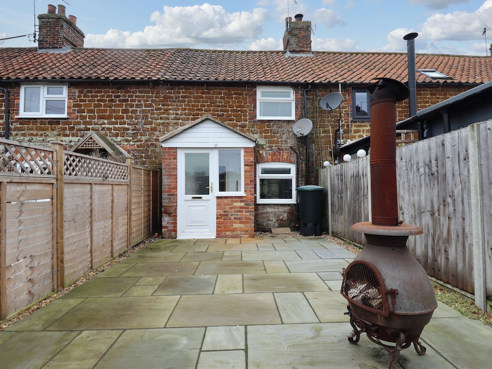 3 Victoria Cottages - Heacham