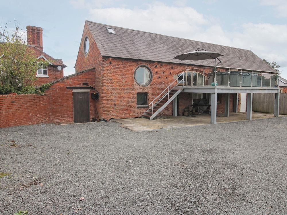 Millstone Cottages - Breidden View - Shropshire