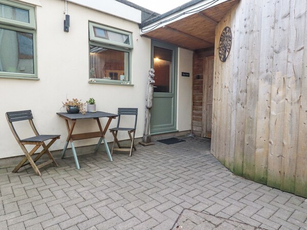 The Aqua Shack - Fistral Beach