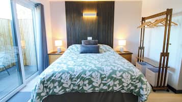 1 quarto, com decoração personalizada, com mobília individualizada