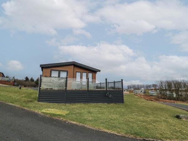 Debonair Lodge - Ayrshire