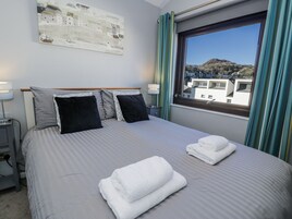 Casa de Campo | 1 quarto, com decoração personalizada, com mobília individualizada 