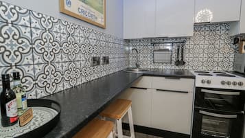 Casa de campo | Cozinha privada | Geladeira, chaleira elétrica, torradeira