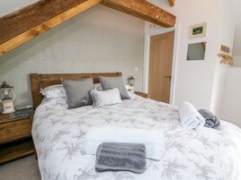 1 quarto, individualmente decorados, individualmente mobiliados