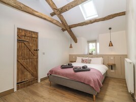 1 quarto, individualmente decorados, individualmente mobiliados