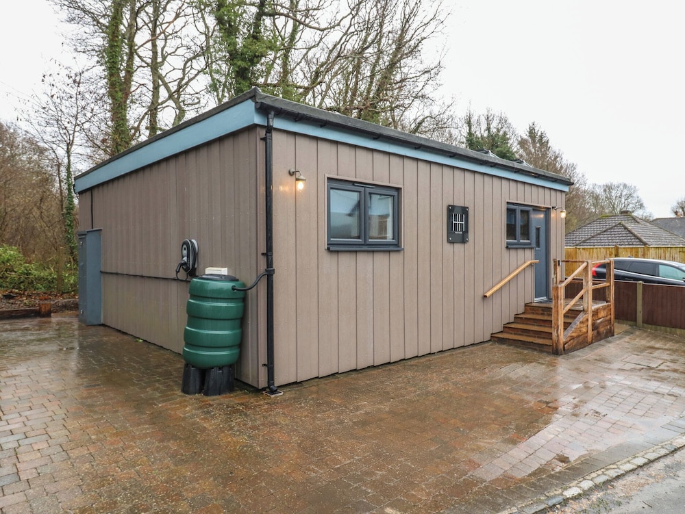 Hub House - Hastings, UK