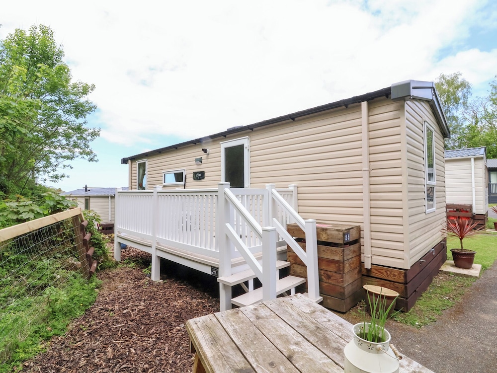 25 Manleigh Park - North Devon District