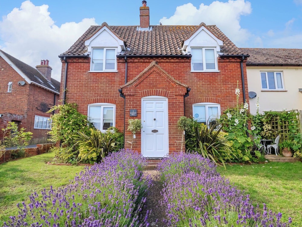 1 Market Hill - Suffolk