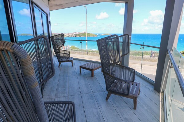 17 Cliff Edge - Newquay