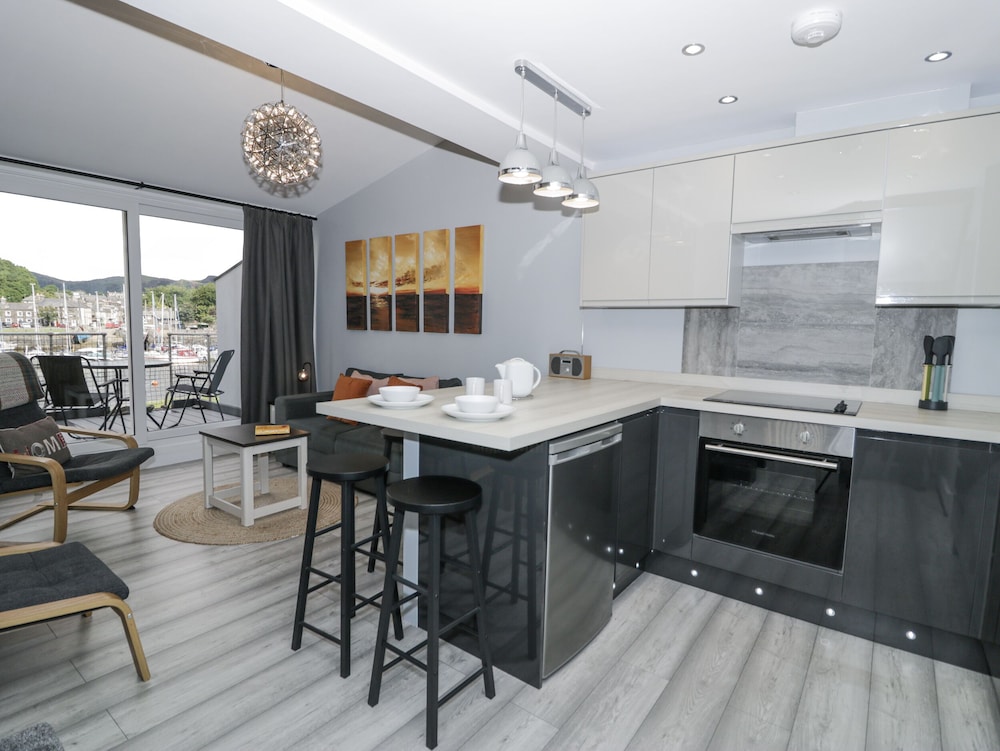 Harbwr Hideaway - Borth Y Gest