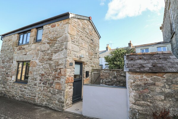 The Old Dairy Barn - Saint Just