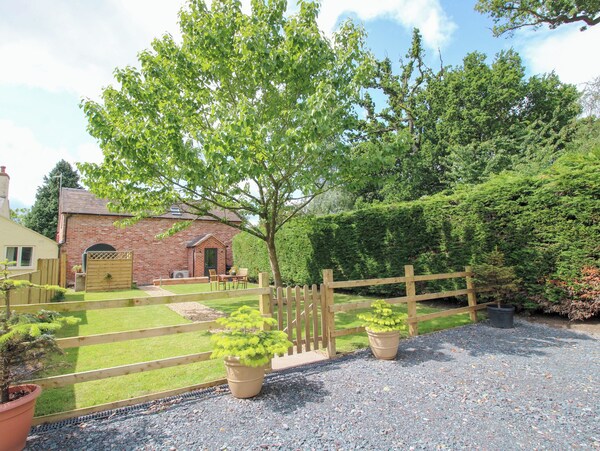 Sylva Cottage - North Wales
