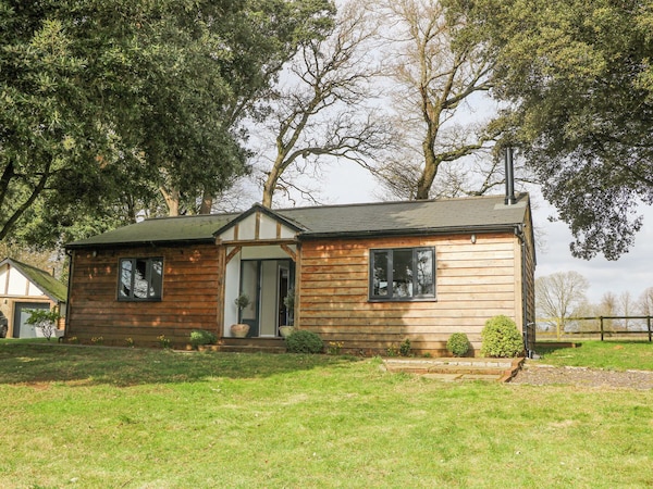 Holm Oaks Cottage - 고덜밍