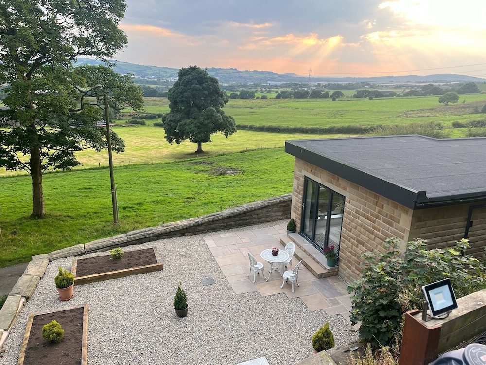 Priestleys Retreat - Lancashire