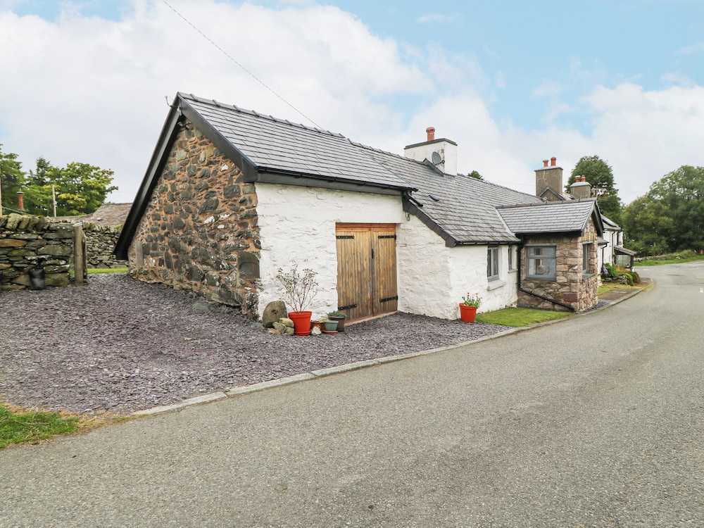 Penrallt - Penrhyndeudraeth